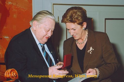 Rauch-Kallat verleiht Österreichisches Ehrenkreuz für Wissenschaft und ...