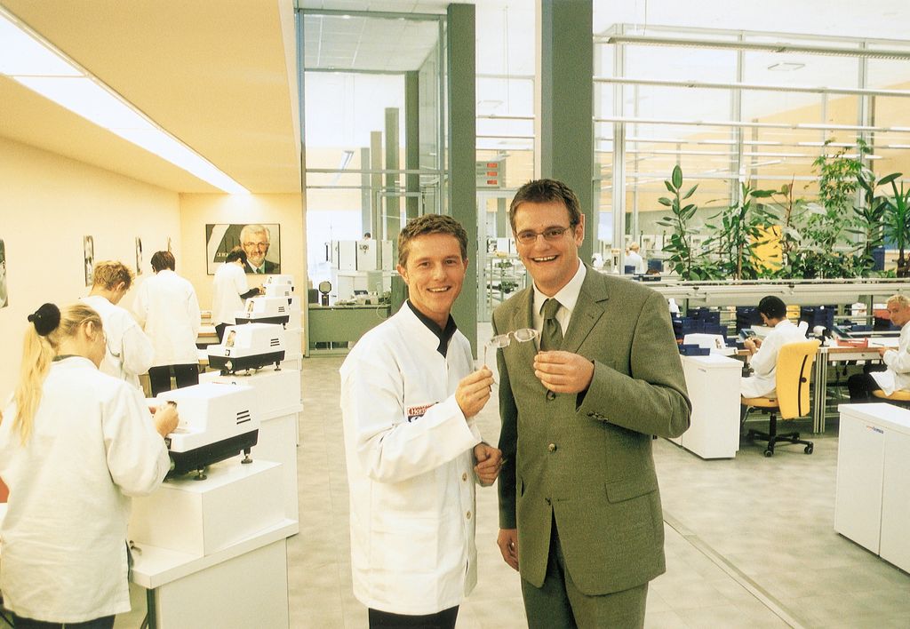 20 Jahre Hartlauer Optik: Hartlauer ist nicht nur Österreichs größter ...