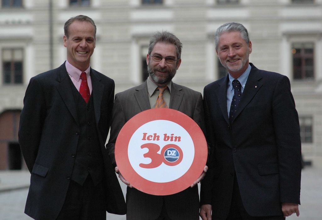 30 Jahre Donauzentrum: ein XXL-Erfolg mit 275 Millionen Besuchern - BILD