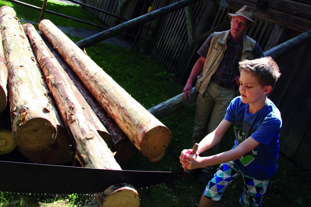 „In Opas Werkstatt“