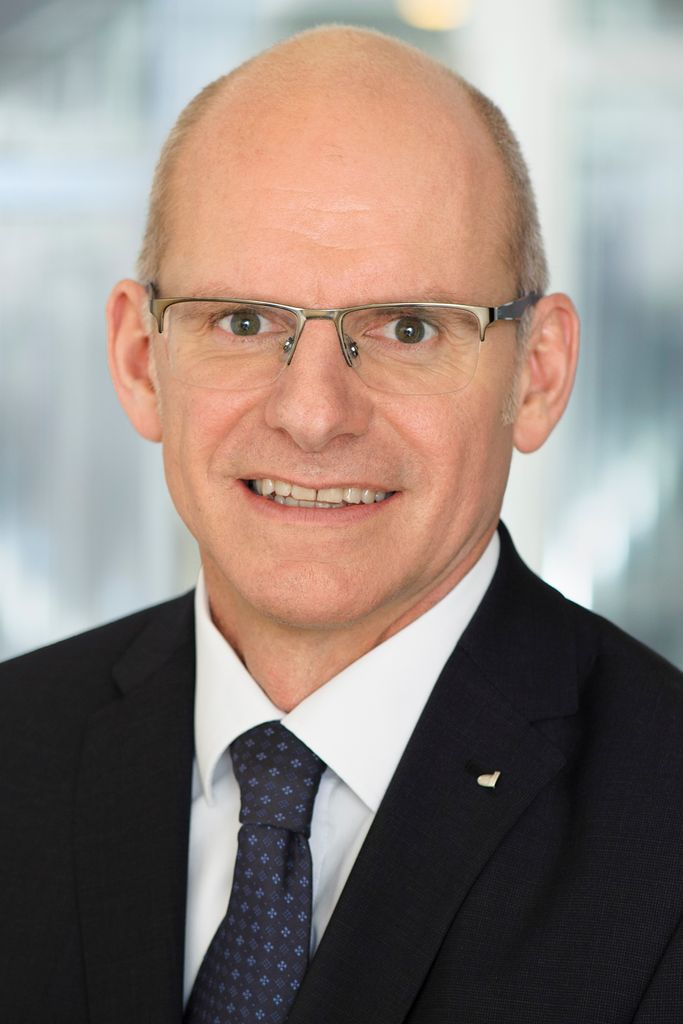 Ralph Müller neuer Generaldirektor | Donau Versicherung AG Vienna ...