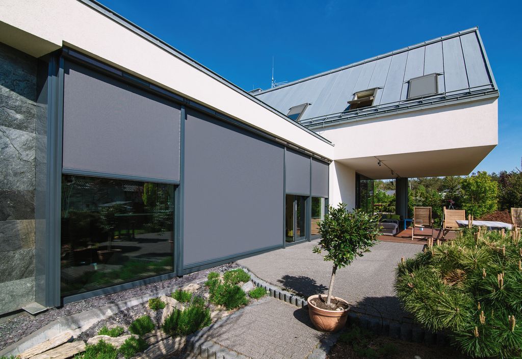 Die Netzmarkise mit dem grünen Motor