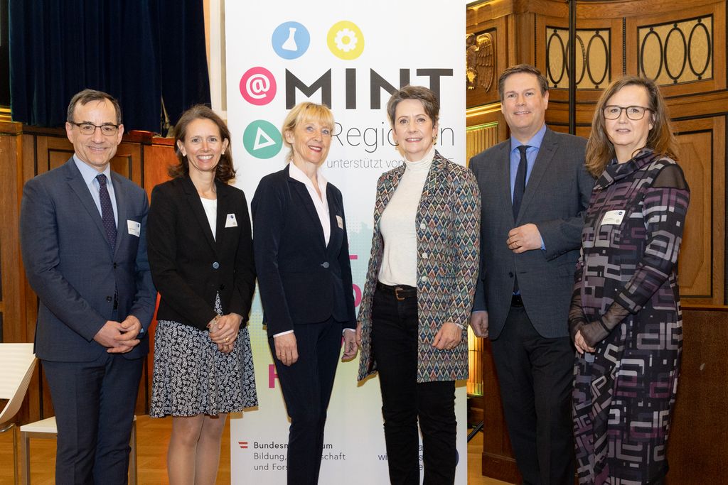 Neue bundesweite Initiative „MINT-Regionen“ startet mit neuem Portal ...