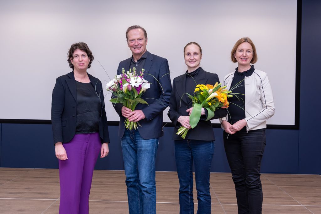 Andreas Breinbauer und Ina Pircher als Akademische Leitung der FH des ...