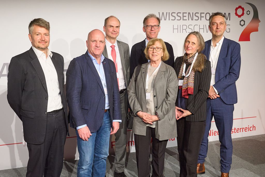 Wissensforum Hirschwang 2: AKNÖ-Wieser: Premiere für Wissensforum ...