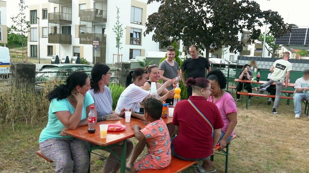 Diese Woche bei "Hartz und herzlich - Tag für Tag Benz-Baracken ...