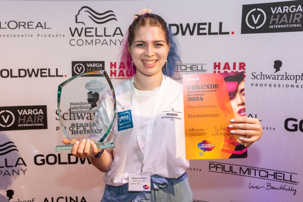 Friseurstaatsmeisterin 2024: Elisa Schermann holt den Titel nach Wien