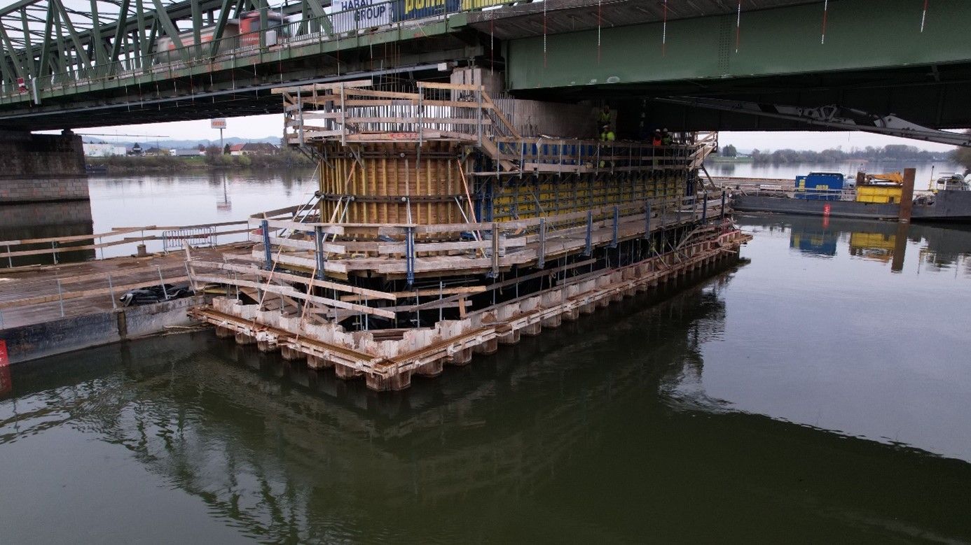LR Steinkellner/LH-Stv. Landbauer: Tragwerkstausch der Donaubrücke ...
