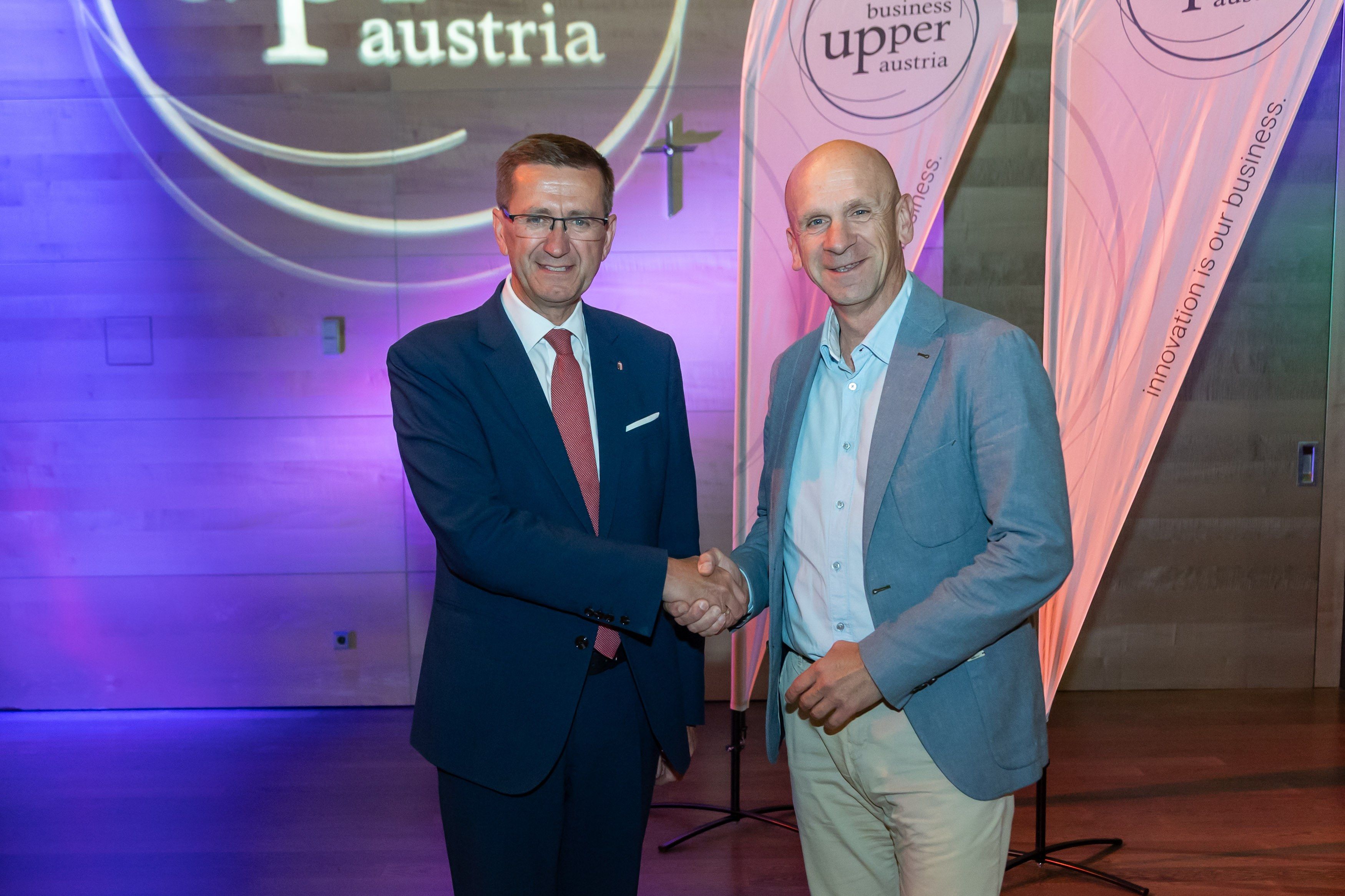 LR Achleitner: Investorenservice der oö. Standortagentur Business Upper ...